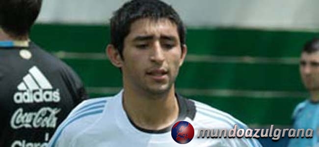 Alan Ruiz se acerca a San Lorenzo